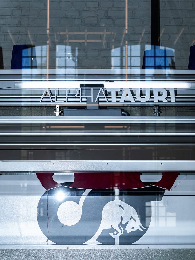 ALPHATAURI 3D KNIT TECHNOLOGY
